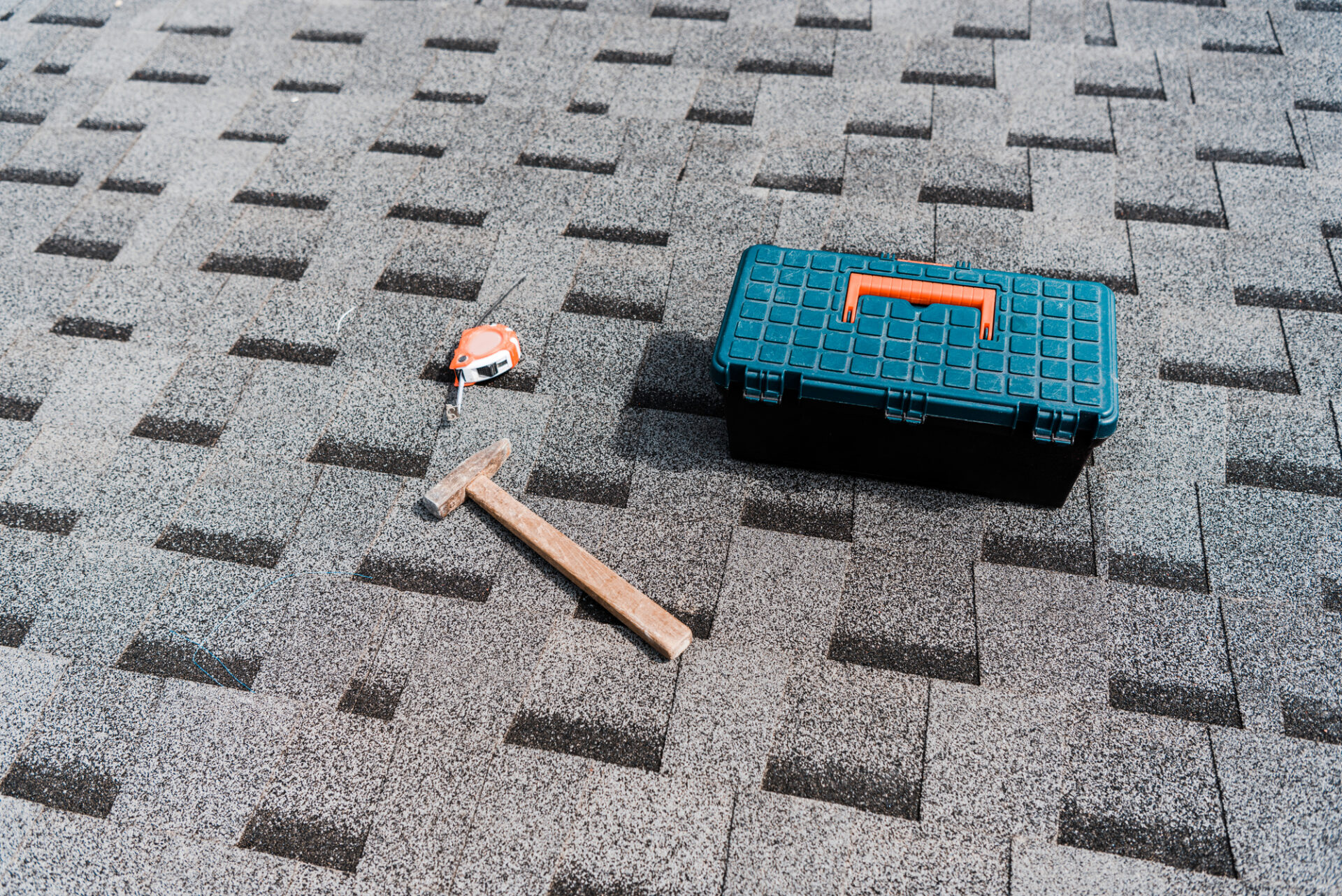 How to Choose the Best Shingles for Your Home - Parma Roofing Company
